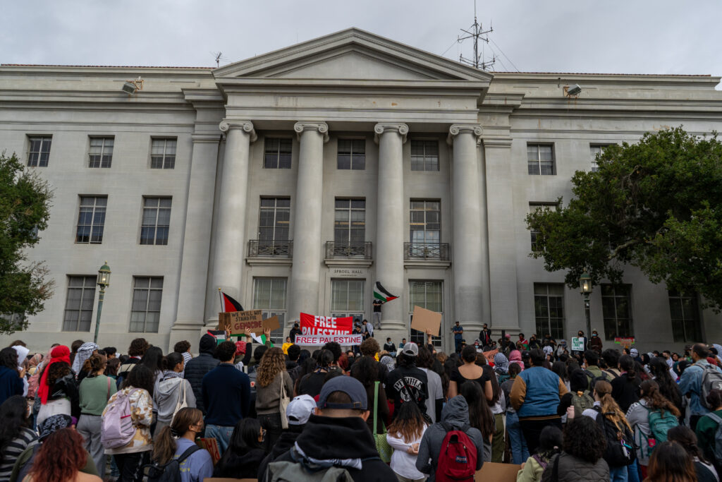 Pro Palestinian Protest In Front Of Sproul Hall At UC Berkeley ...